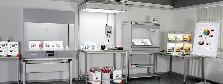 Light Booth for visual Color Testing